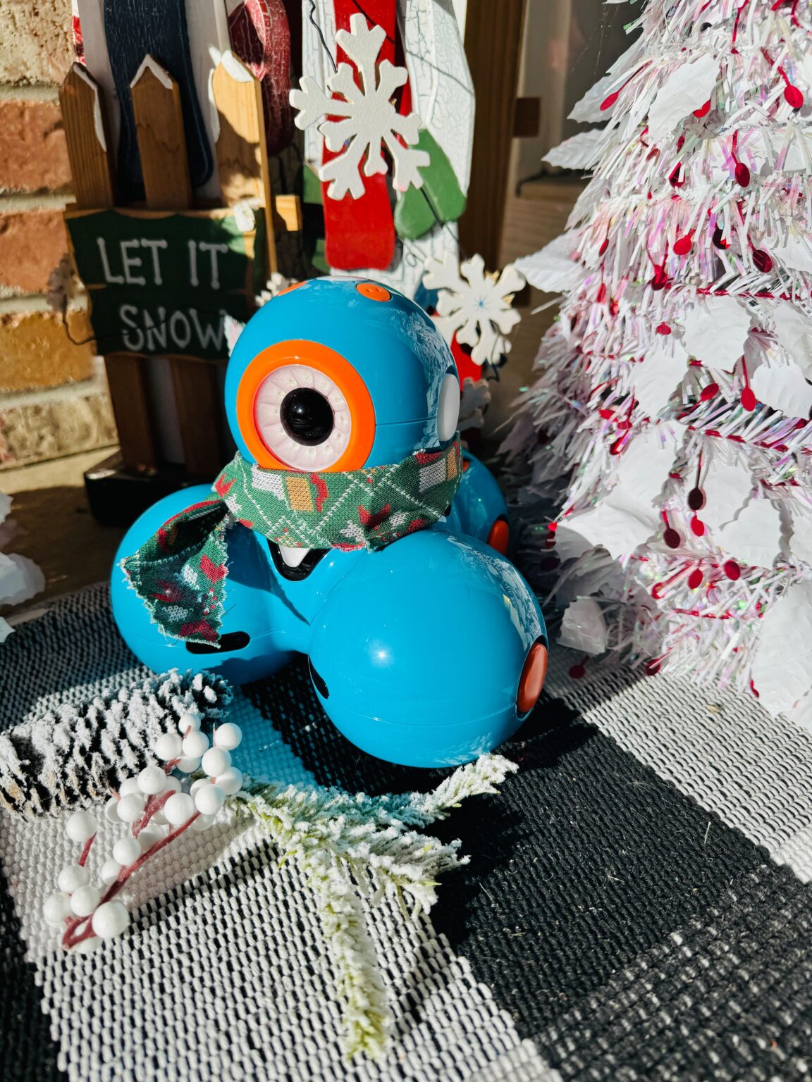 20+ Winter WONDER-ful Activities for Dash